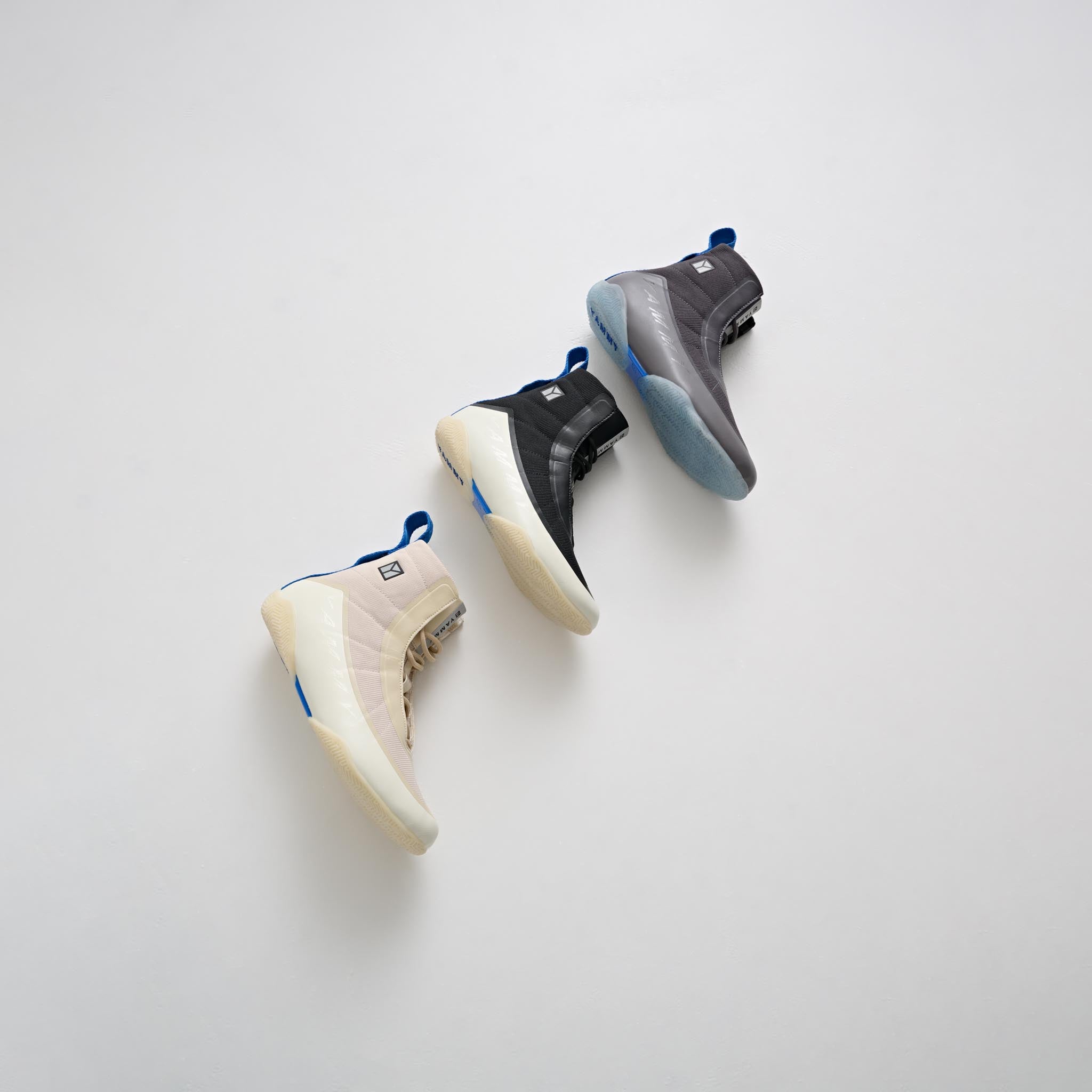 YAMMY Boxing- Flux Mid Black/Bone Boxing Boots.